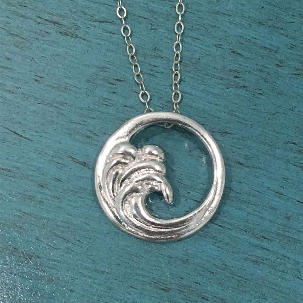 Wave Pendant – Oceans Allure